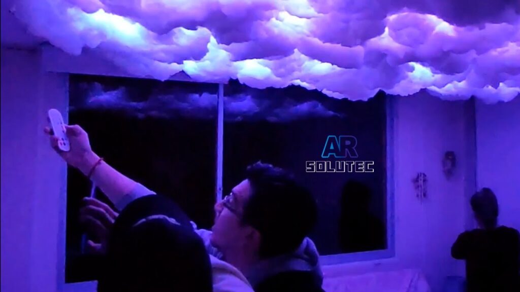 Cómo los techos con luces LED y algodón transforman los espacios interiores